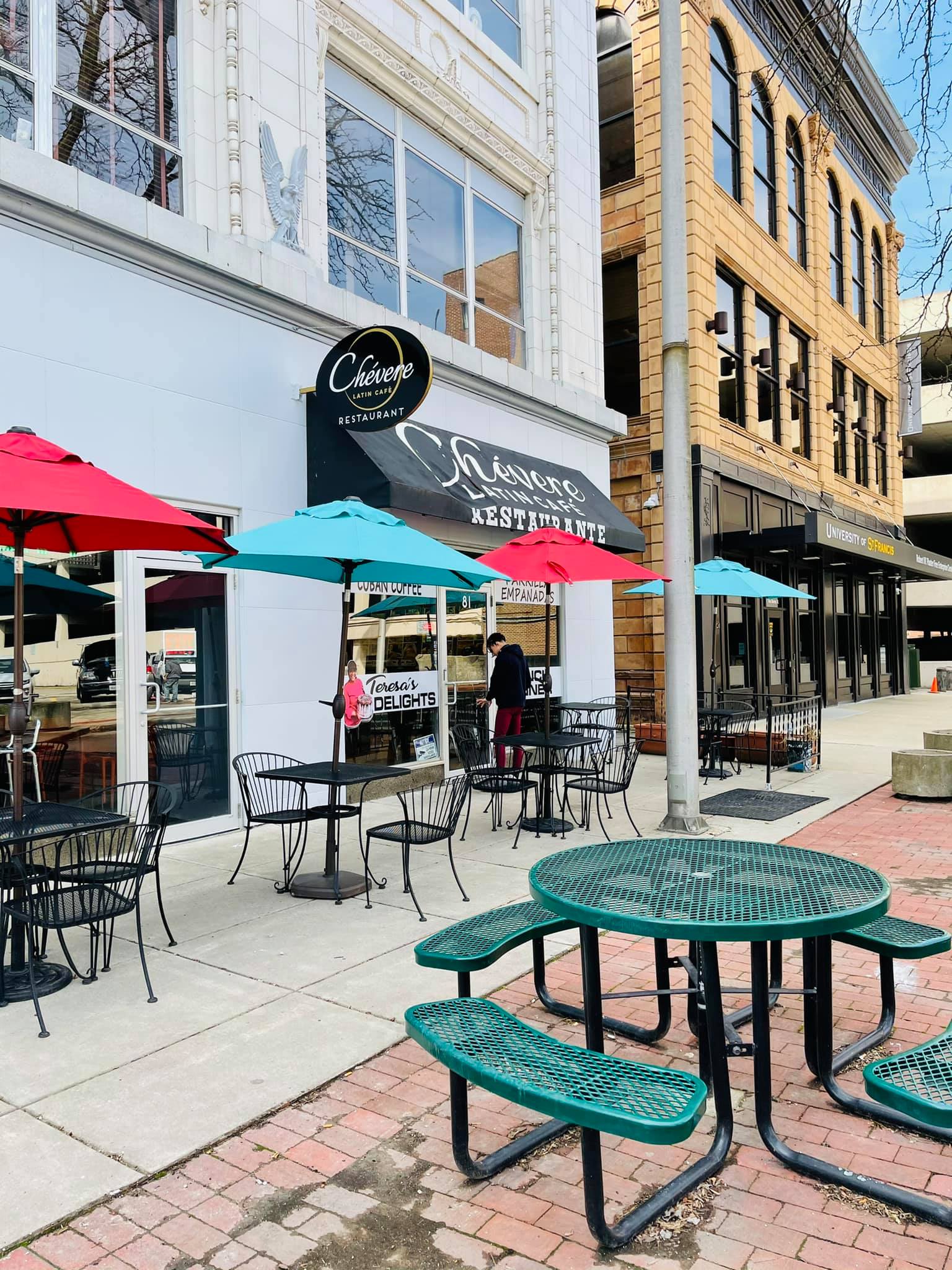 Summer Patios Around the Heritage Corridor | Heritage Corridor